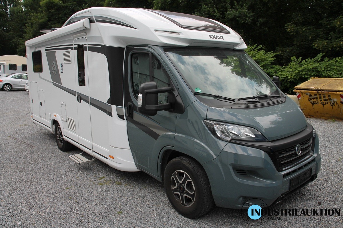 Wohnmobil KNAUS Sky Wave 700 MEG Platinum Selection, EZ 1022, 42.000 km ...