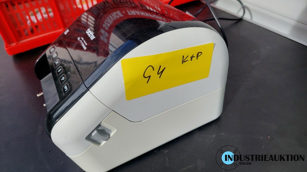 Aus Insolvenz: Notebooks, LENOVO, ASUS, FUJITSU, div. Monitore ...