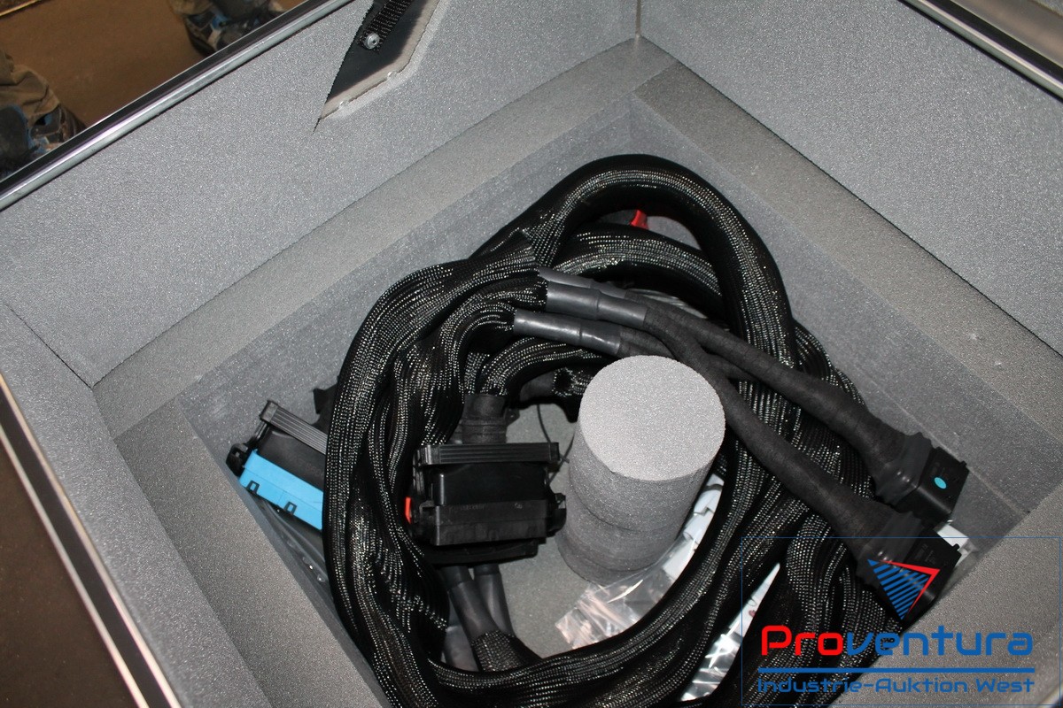 Test-Box VAS 6606 | Industrieauktion.online