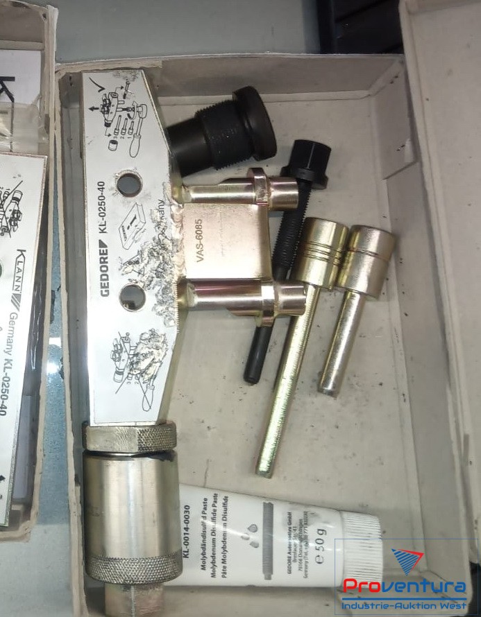 Insolvenz-Auktion Autohaus, div. Fahrzeuge, umfangreiche ...