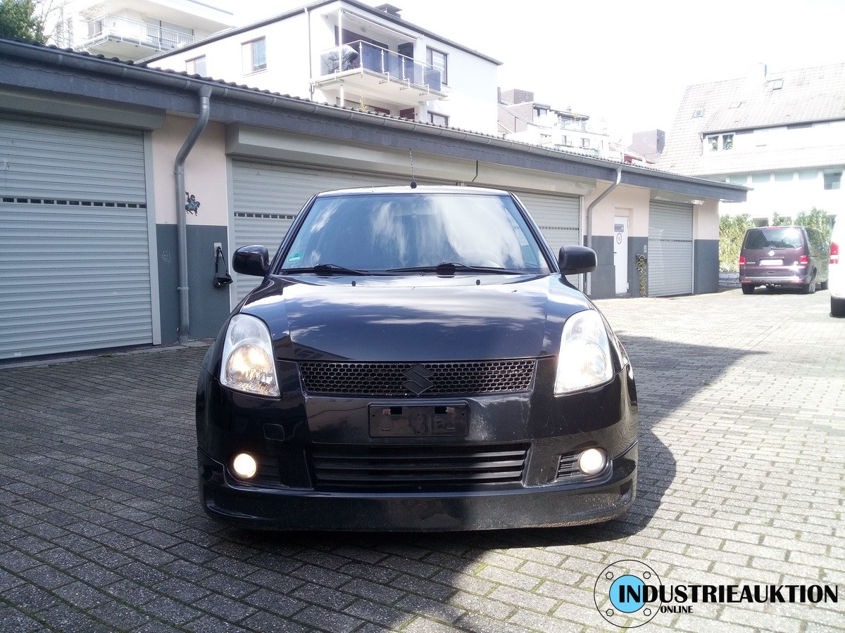 PKW SUZUKI Swift 1.3 | PKW SUZUKI Swift 1.3 | Industrieauktion.online